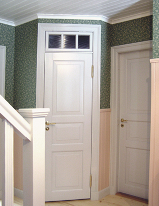 Aru Grupp | Gestrichene Holztüren