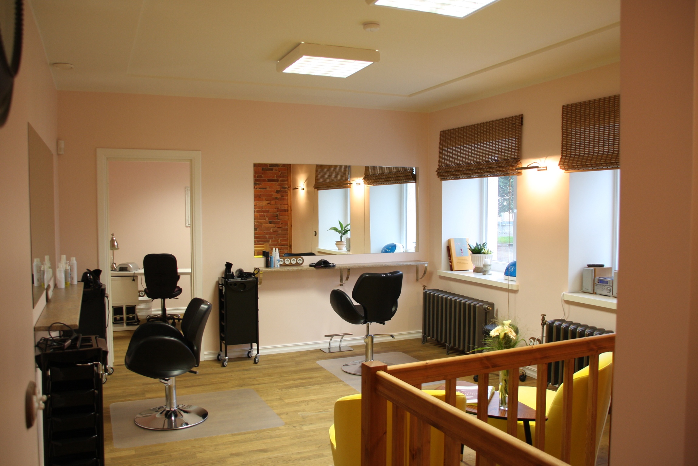 Kuperjanovi Ilusalong » Ilusalong